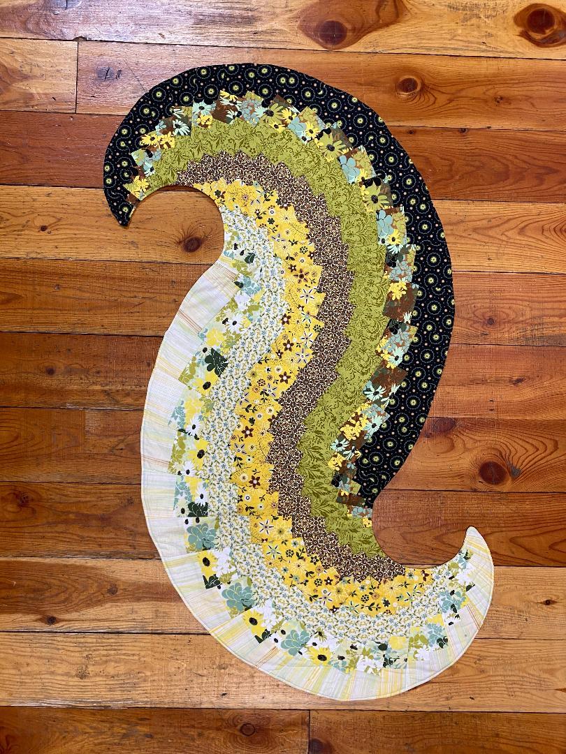 Spicer Spiral Table Runner 42" – Friends and Co. Quilt Shop